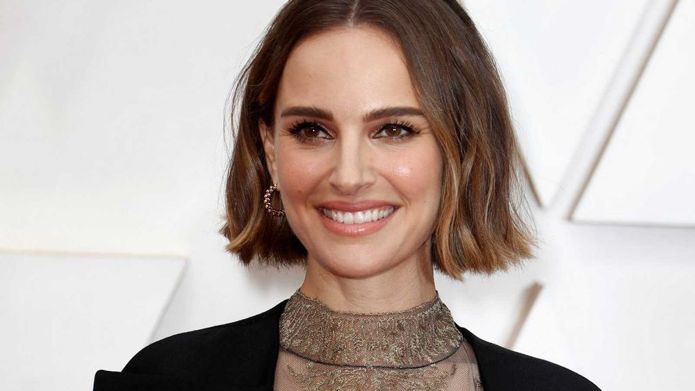 Bilingual Celebrities: 15 Celebrities You Won't Believe Speak Multiple ...
