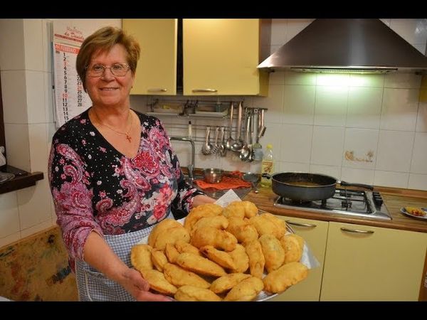 10 YouTube Cooking Channels to Learn Italian