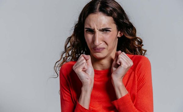 18 Common Spanish Phrases for Expressing Disgust
