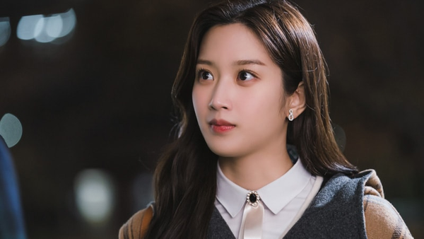 30+ Korean Last Names You Probably Heard In K-Dramas